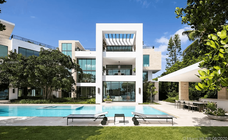 $34 Million Modern Waterfront New Build In Miami Beach, Florida - Homes ...