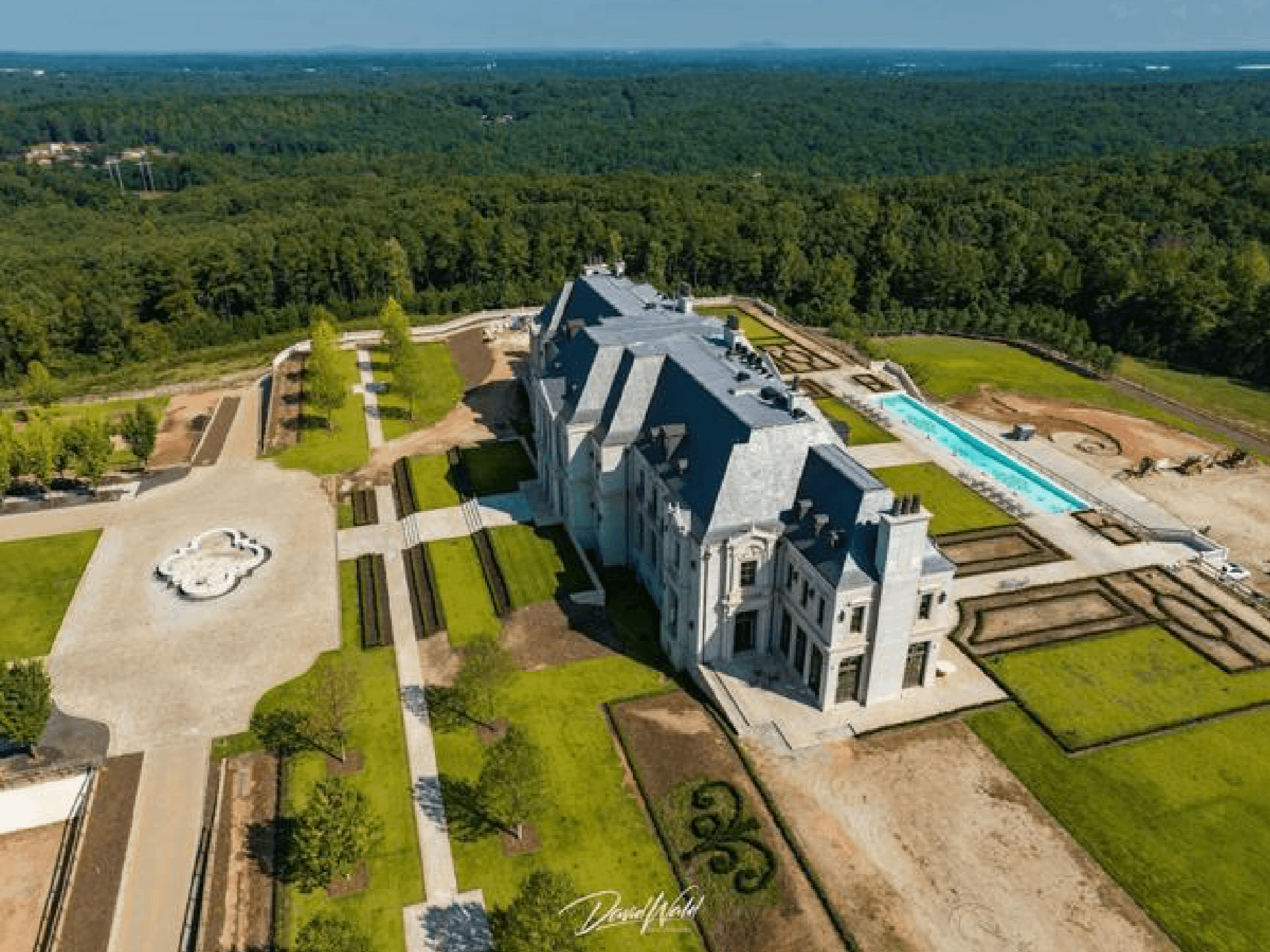 Tyler Perry's $100 Million Mega Home (PHOTOS + VIDEO)