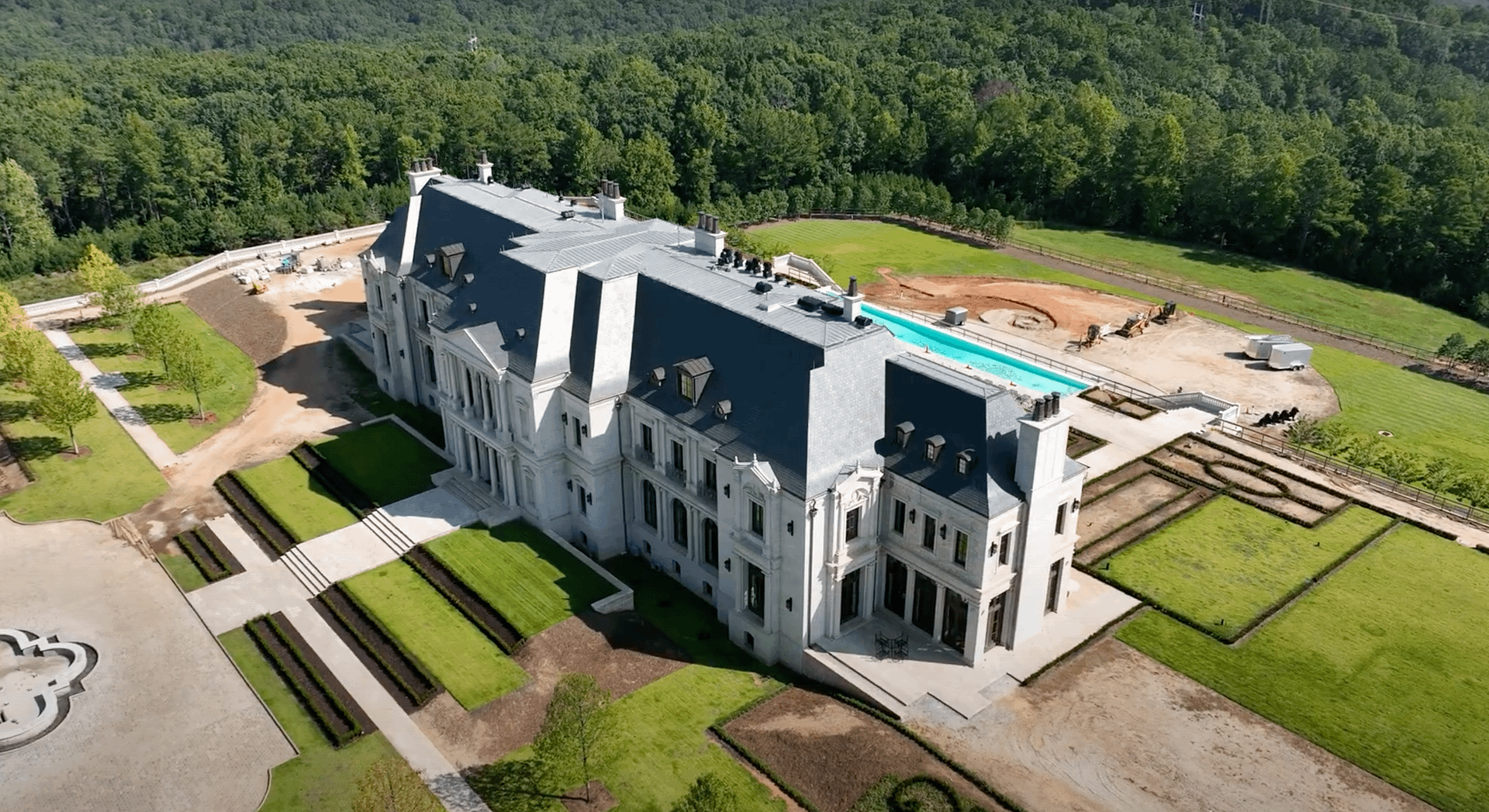 Tyler Perry's $100 Million Mega Home (PHOTOS + VIDEO)