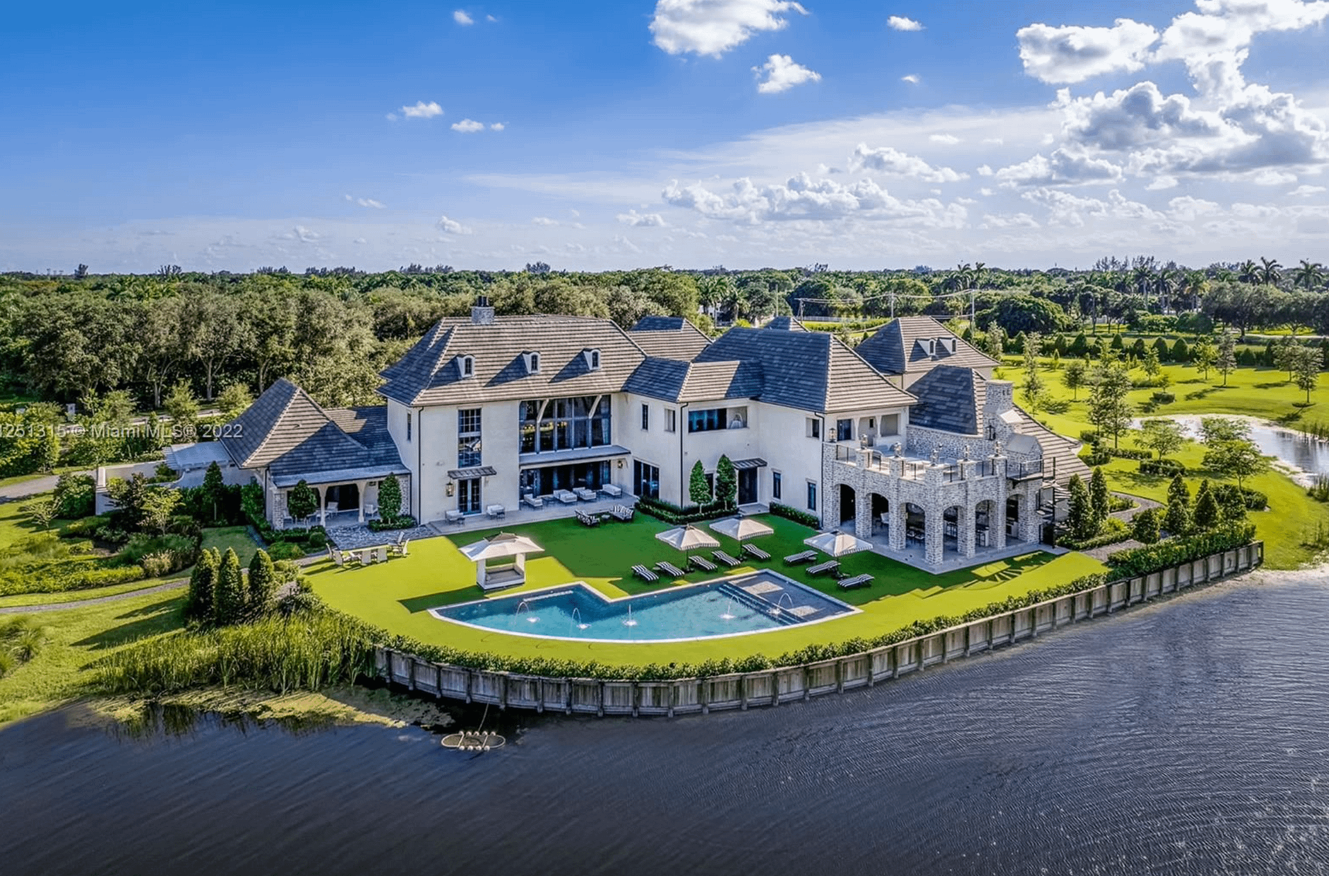 Incredible $47 Million Florida Compound (PHOTOS)