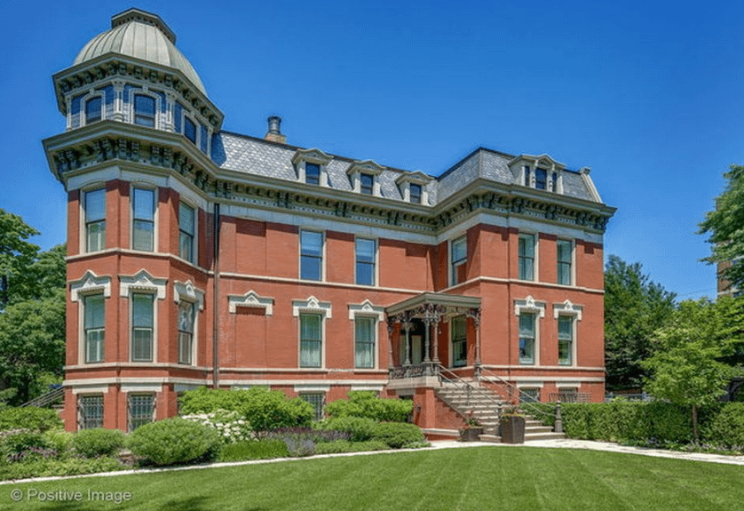 Historic Victorian Style Home In Chicago, Illinois - Homes of the Rich
