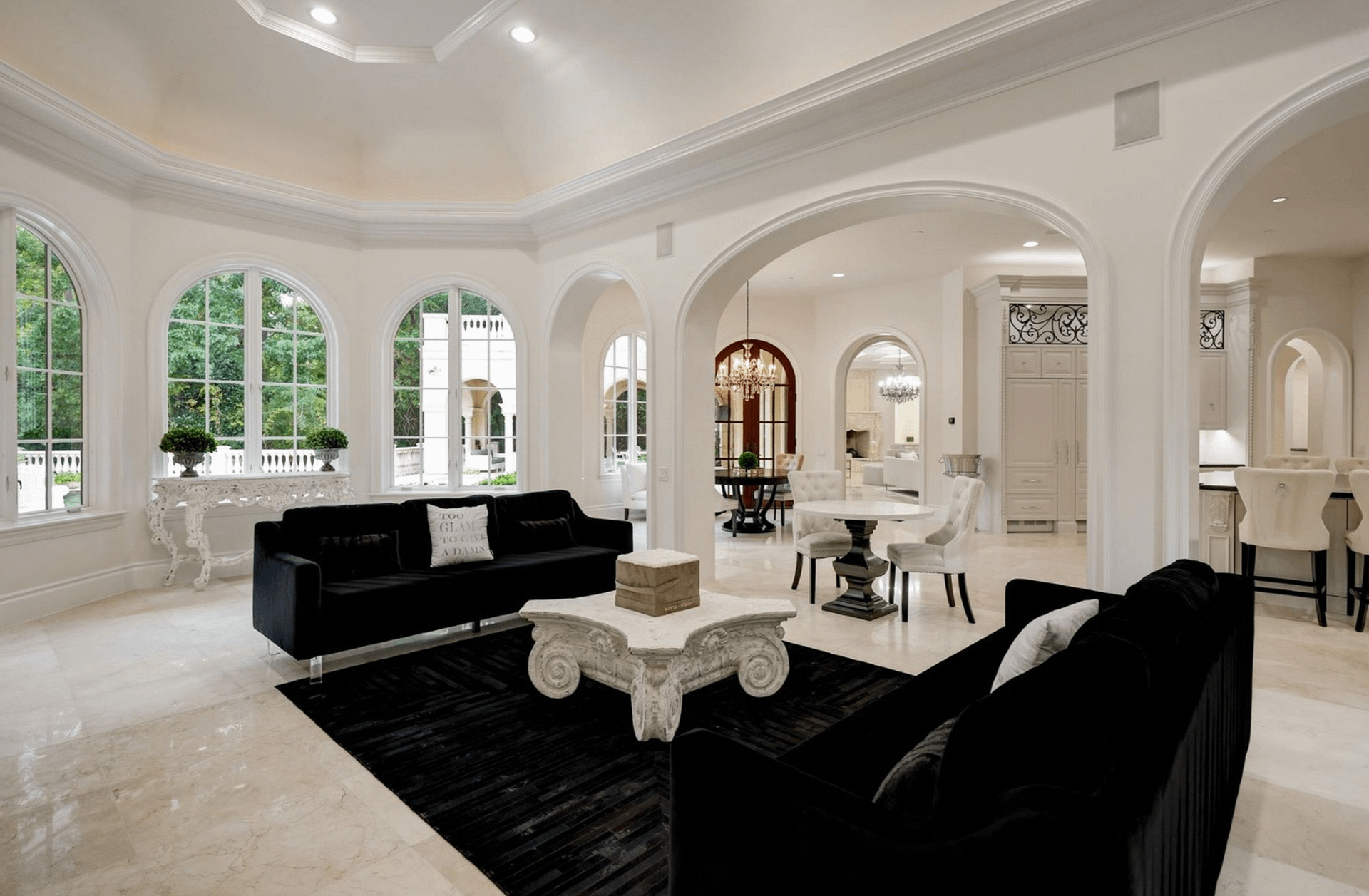 10,000 Square Foot Home In Houston, Texas (PHOTOS)