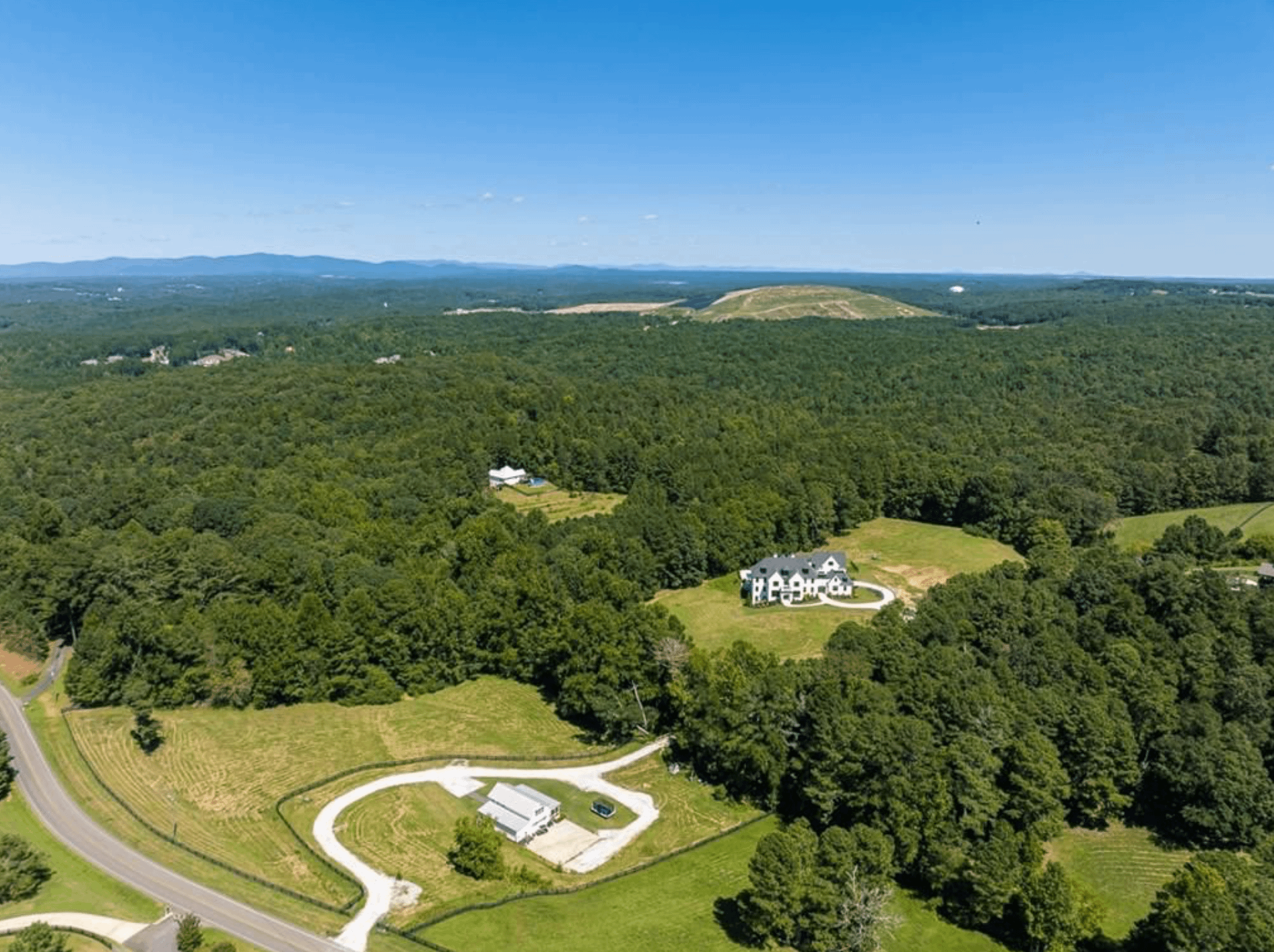 25 Acre Estate In Canton, Georgia (PHOTOS + 3D TOUR)