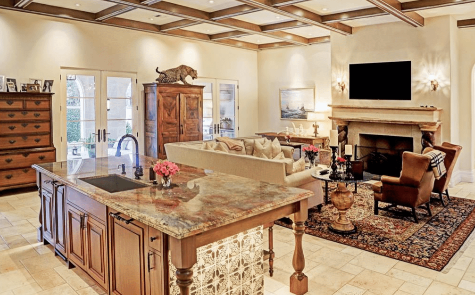 Spanish Colonial Style Home In Houston, Texas - Homes of the Rich