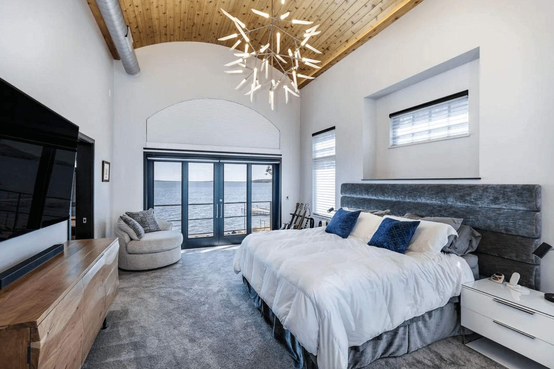 $4 Million Lakefront Home In Madison, Wisconsin (PHOTOS)