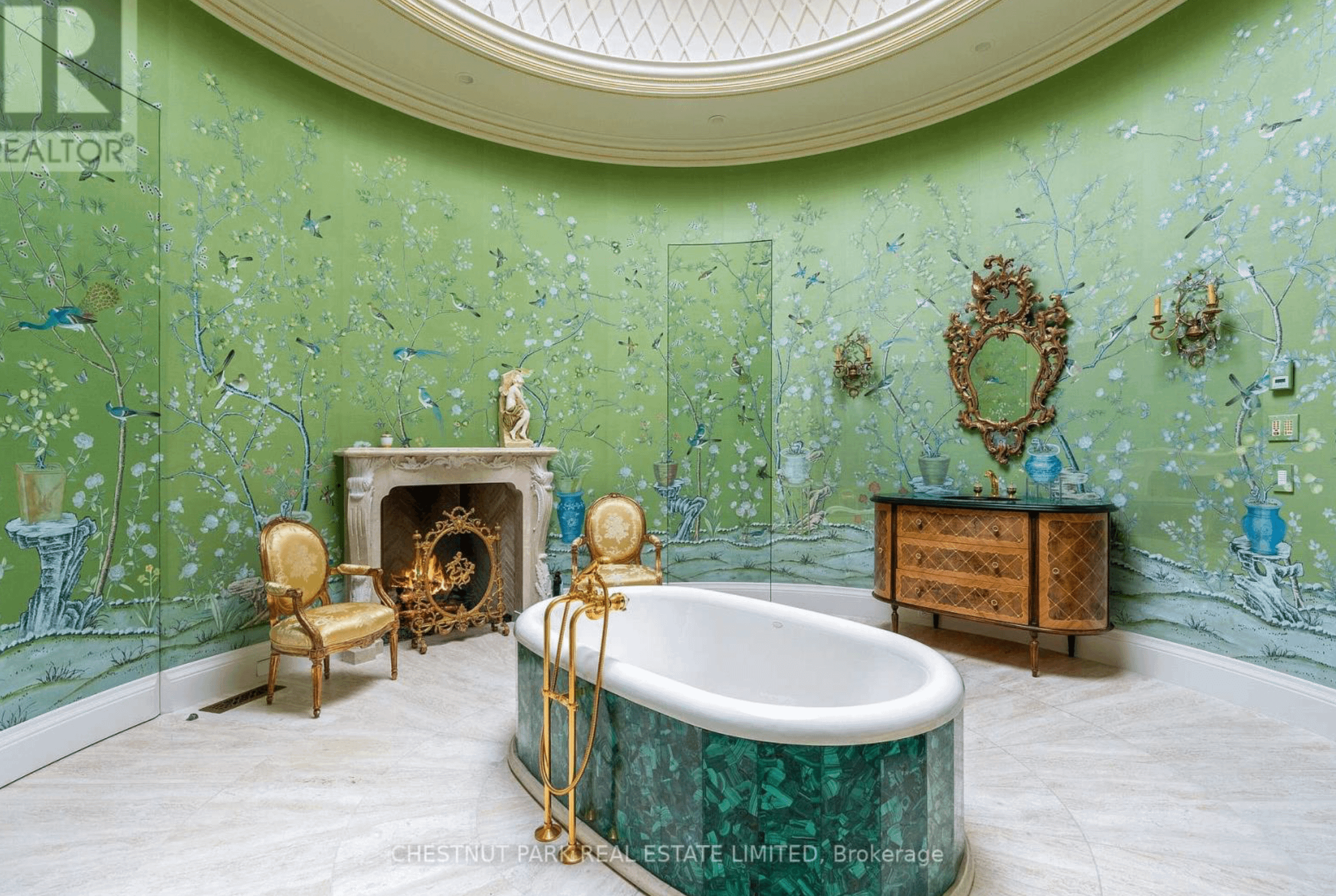 Grand Limestone Home In Toronto, Canada (PHOTOS)