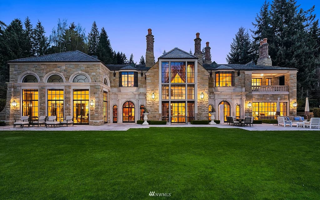 $70 Million Lakefront Estate In Hunts Point, Washington