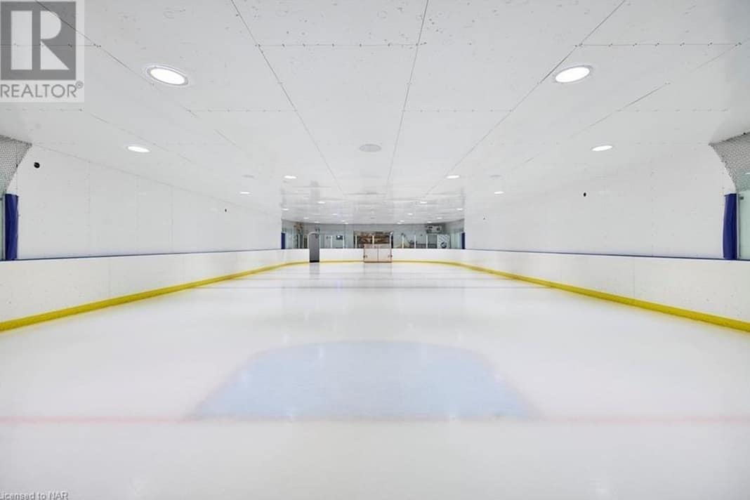 6 Acre Ontario Property With Indoor Ice Rink (PHOTOS)