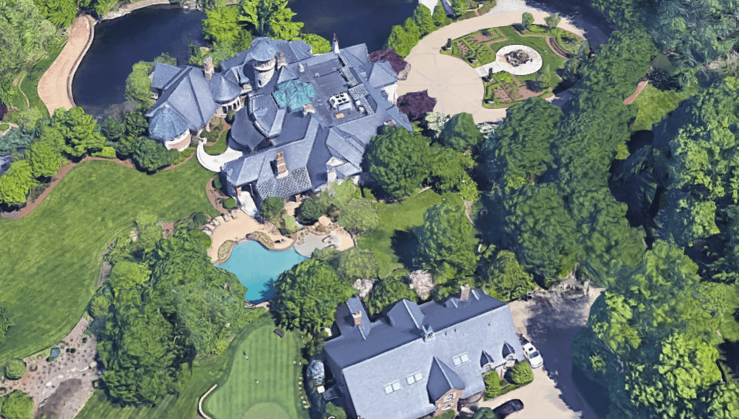 The House That Papa John's Built (PHOTOS) - Homes of the Rich