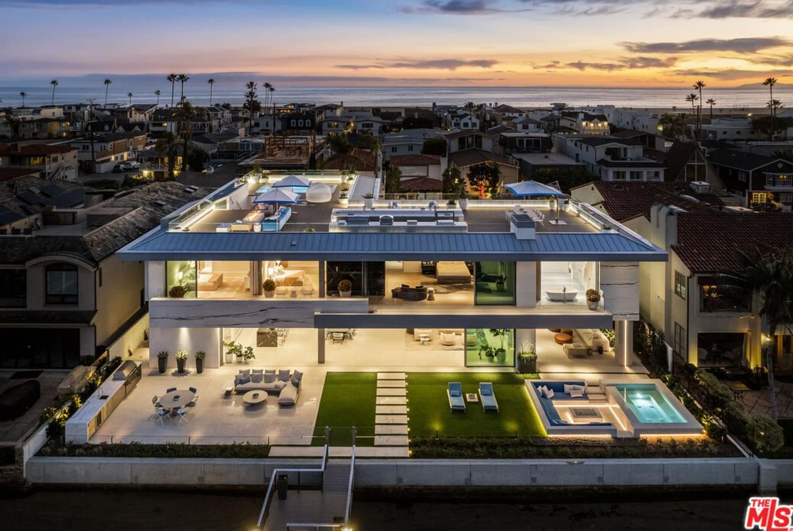 $68 Million Waterfront New Build In Newport Beach (PHOTOS)