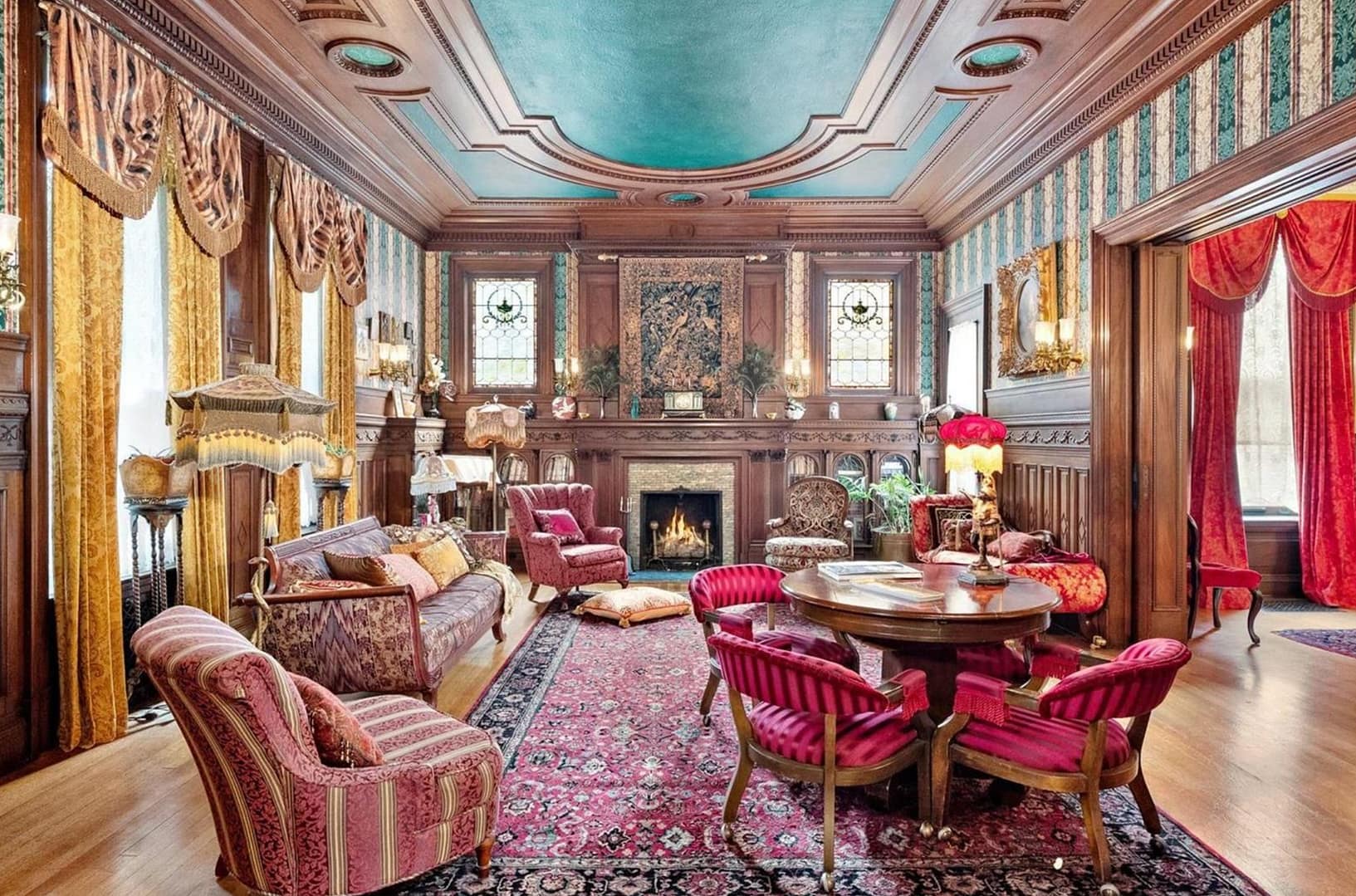 Historic Saint Louis Mansion Lists For $2 Million (PHOTOS)