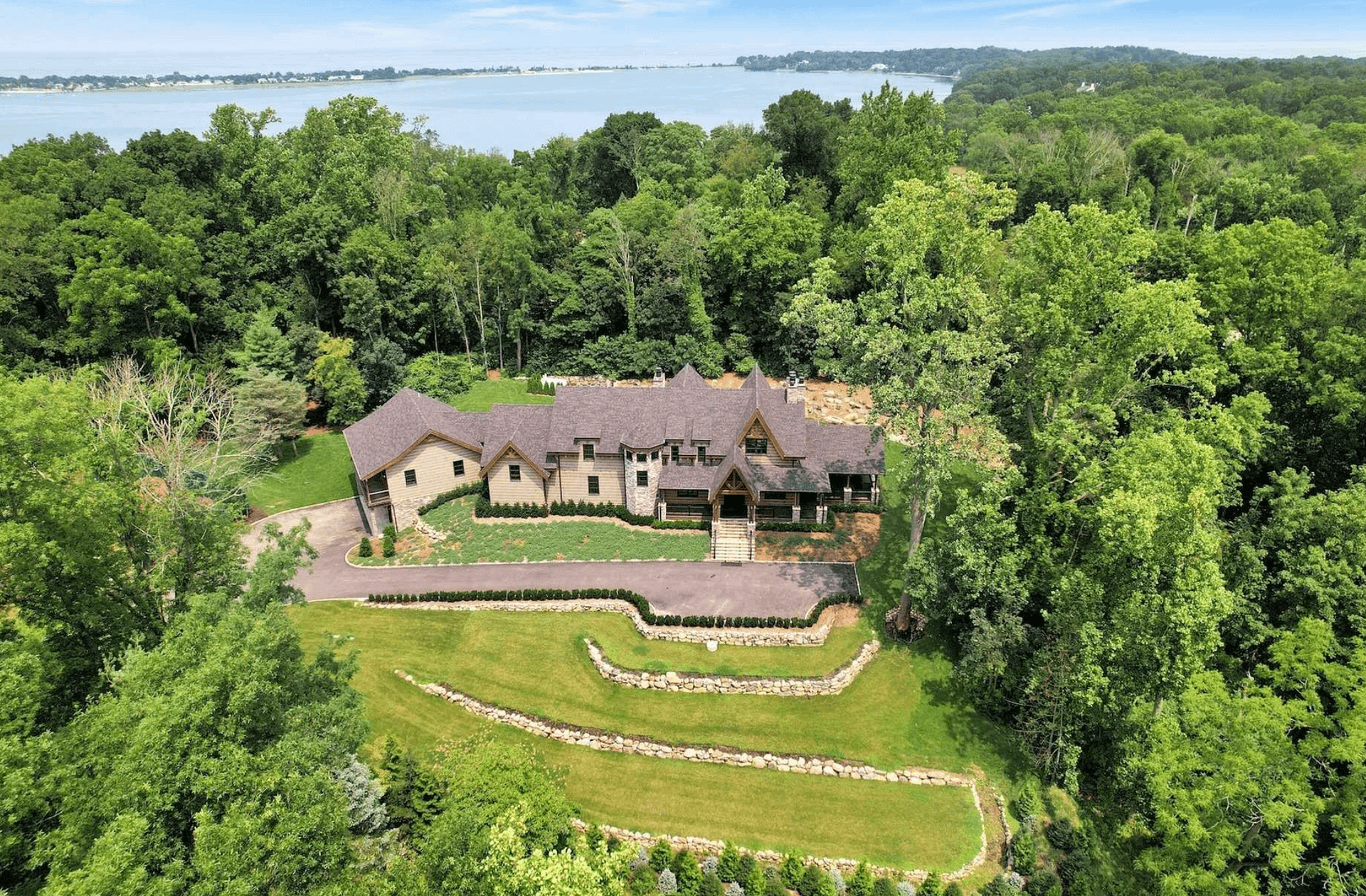 $6 Million New Build In Centre Island, New York (PHOTOS)