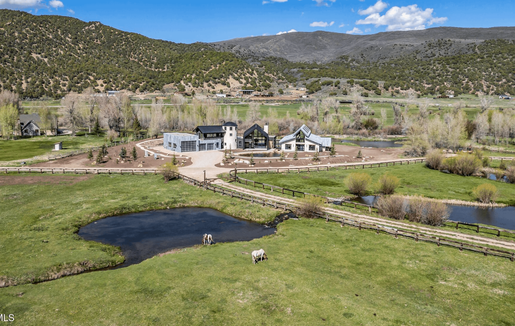 Spectacular Utah New Build Comes With 7 Ponds And 3 Barns