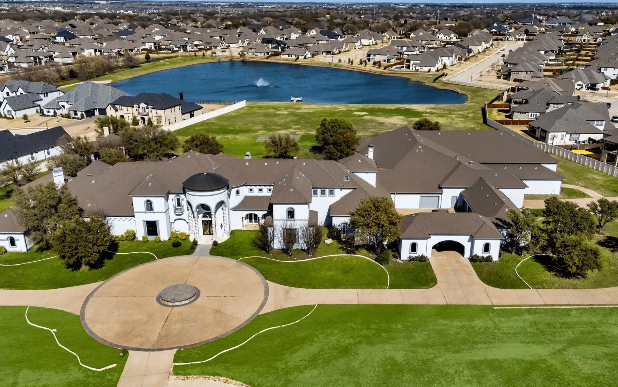 Deion Sanders' Former Mega Home In Prosper, Texas (PHOTOS)