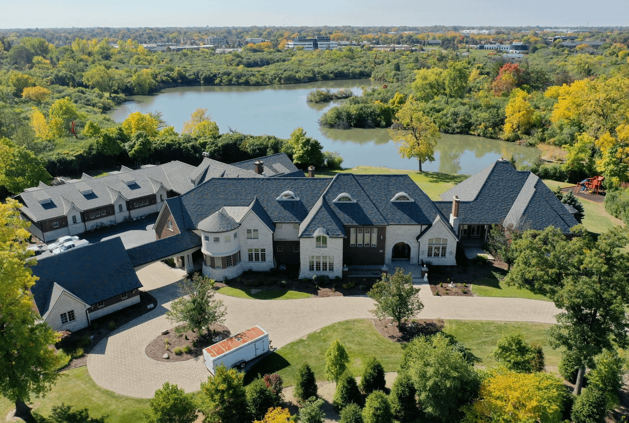 24,000 Square Foot Home In Oak Brook, Illinois (PHOTOS)