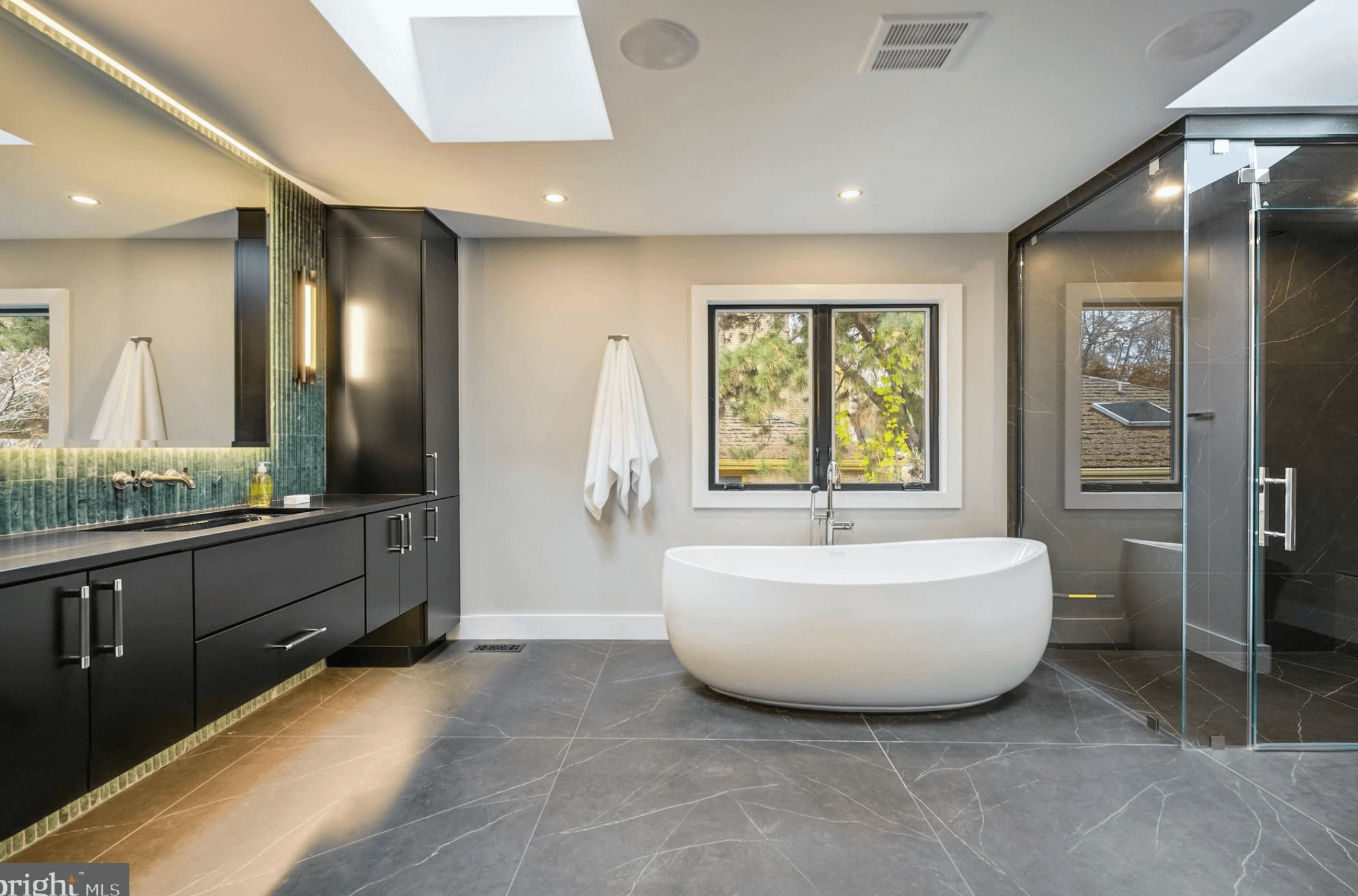 10k Square Foot Contemporary Home In Maryland (PHOTOS)