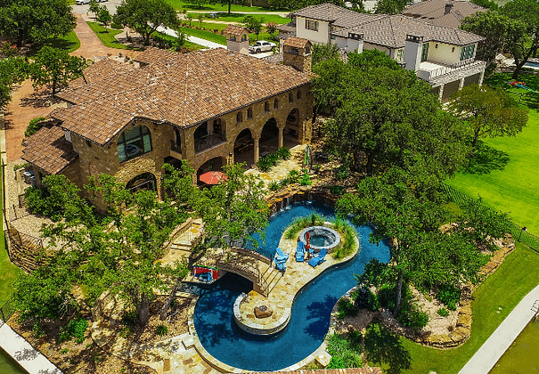 Lakefront Texas Home With Lazy River Pool & Boat House - Homes of the Rich