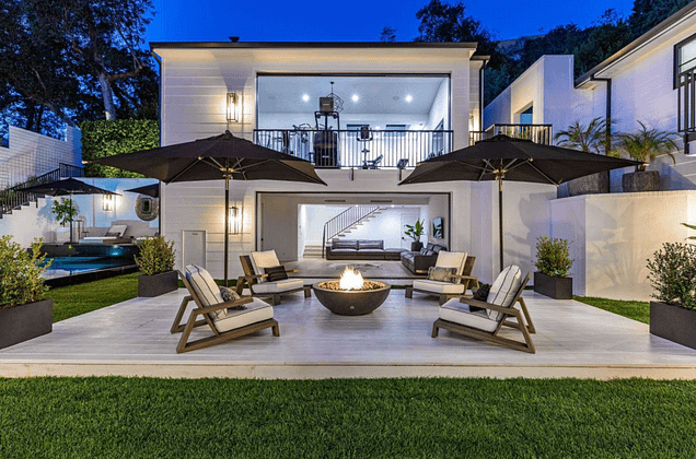 Inside Rihanna's $13 Million Beverly Hills Home (PHOTOS)