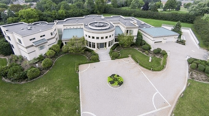 25,000 Square Foot Contemporary Mega Mansion In Oak Brook, IL - Homes ...