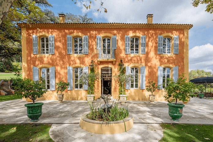 Historic Estate In Southern France - Homes of the Rich