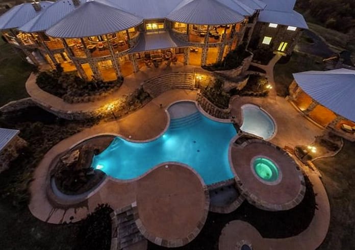 Trio Texas Ranch - A 40 Acre Ranch In Sanger, TX - Homes of the Rich