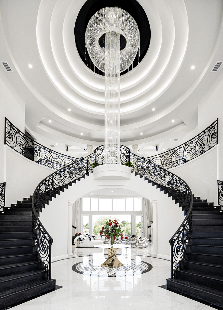 Stunning Home By Fratantoni Luxury Estates (PHOTOS)