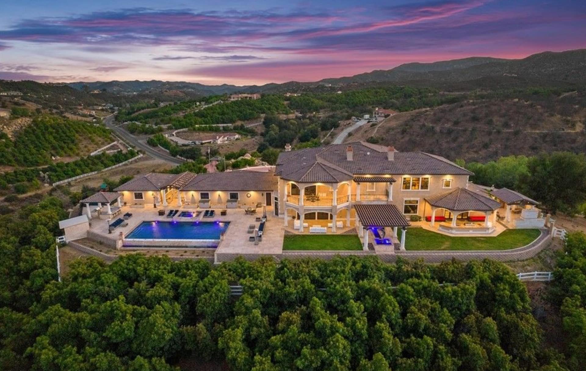 20 Acre Italian Inspired Estate In Murrieta, California (PHOTOS)