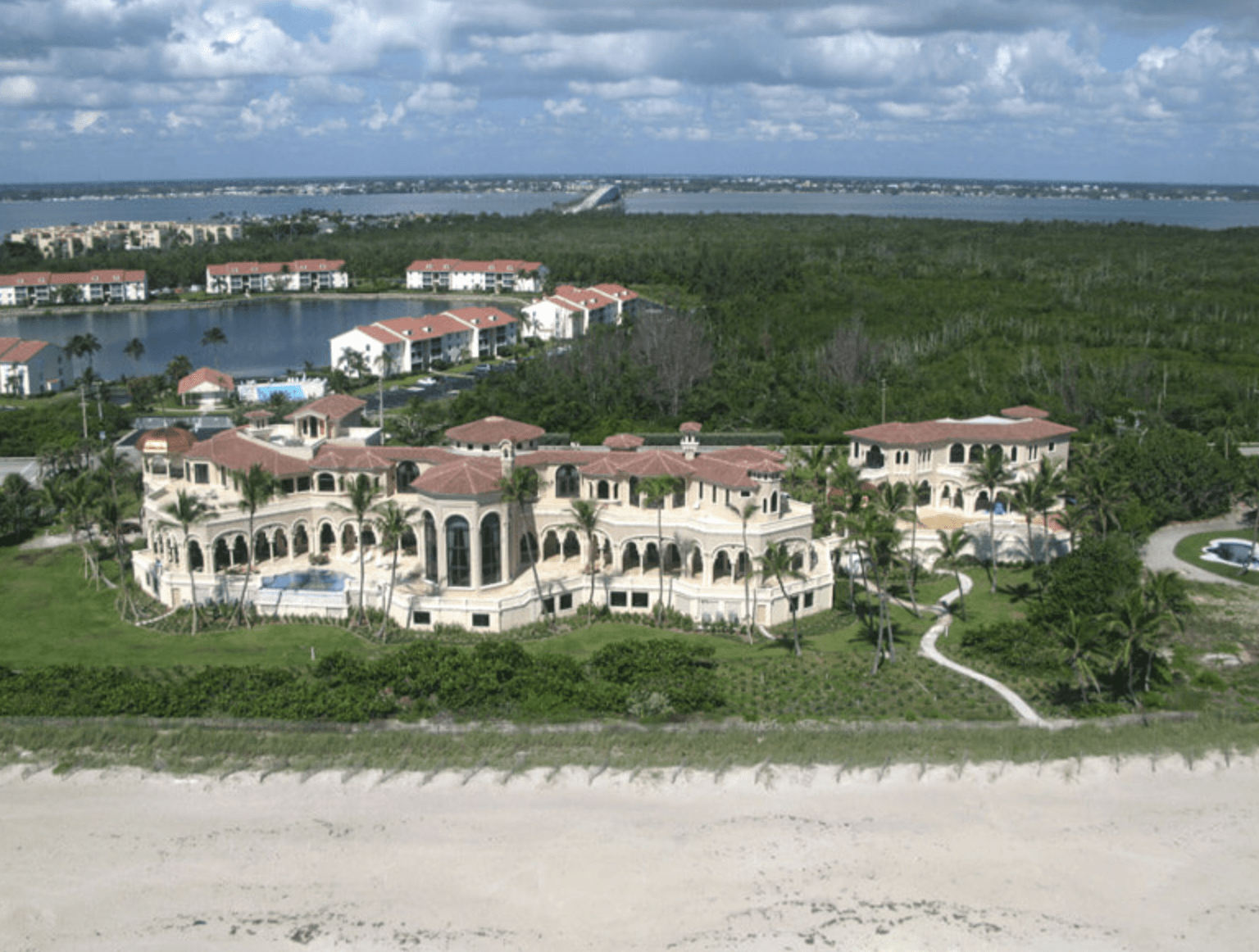 50,000 Square Foot Oceanfront Mega Estate (PHOTOS)