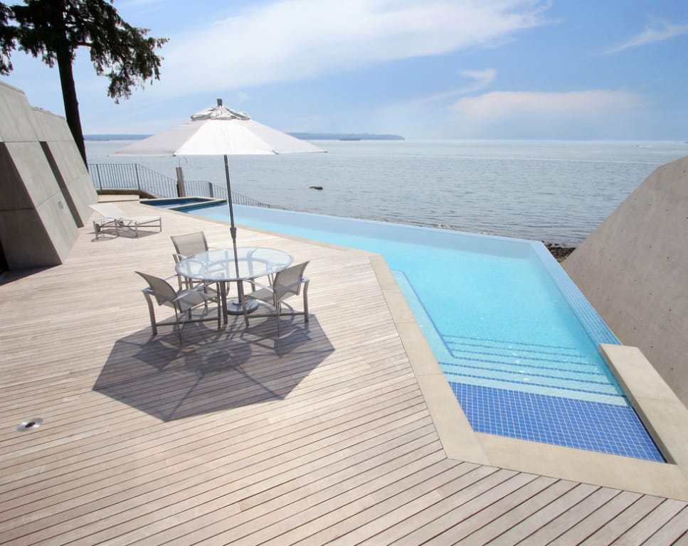 A Look At Some Swimming Pools With Amazing Views - Homes of the Rich