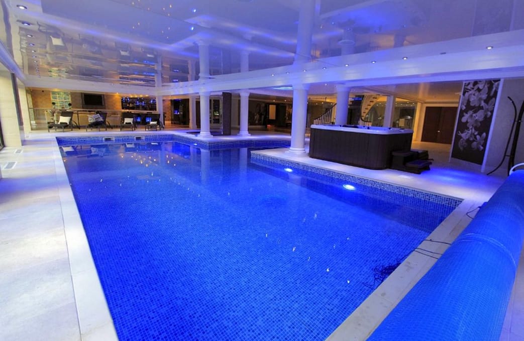 Knowsley Manor - A 14,000 Square Foot Estate In Lancashire, England ...