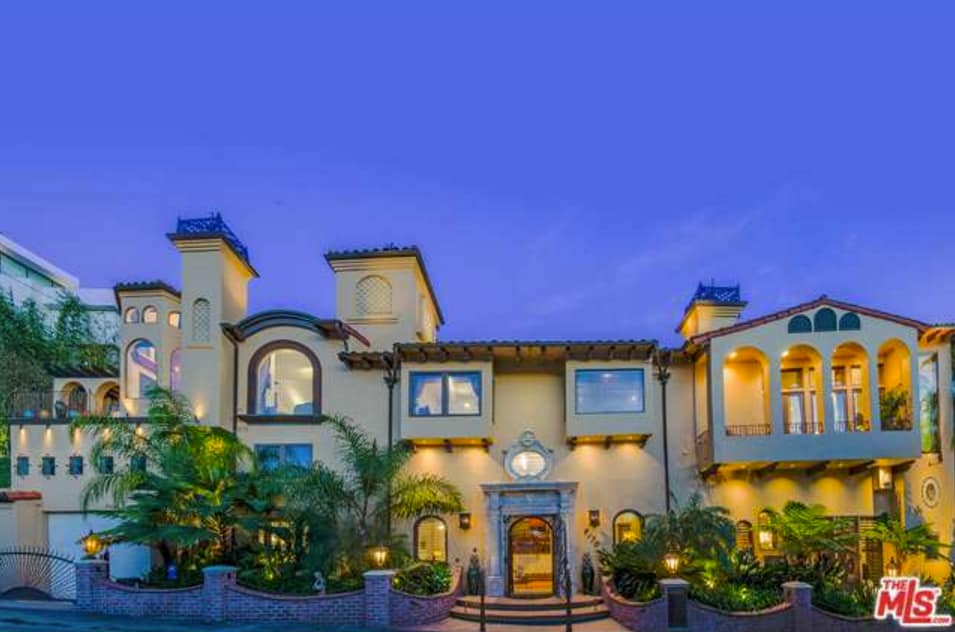 Villa de Sol - A Newly Built Mediterranean Home In Los Angeles, CA ...