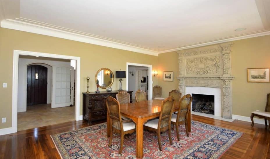 $2 Million Historic Lakefront Home In Racine, WI - Homes of the Rich