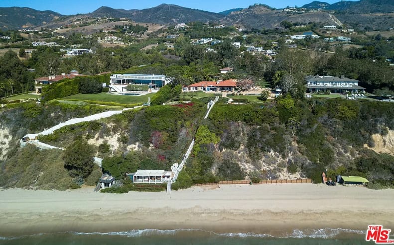 $125 Million Oceanfront Estate In Malibu, California - Homes of the Rich