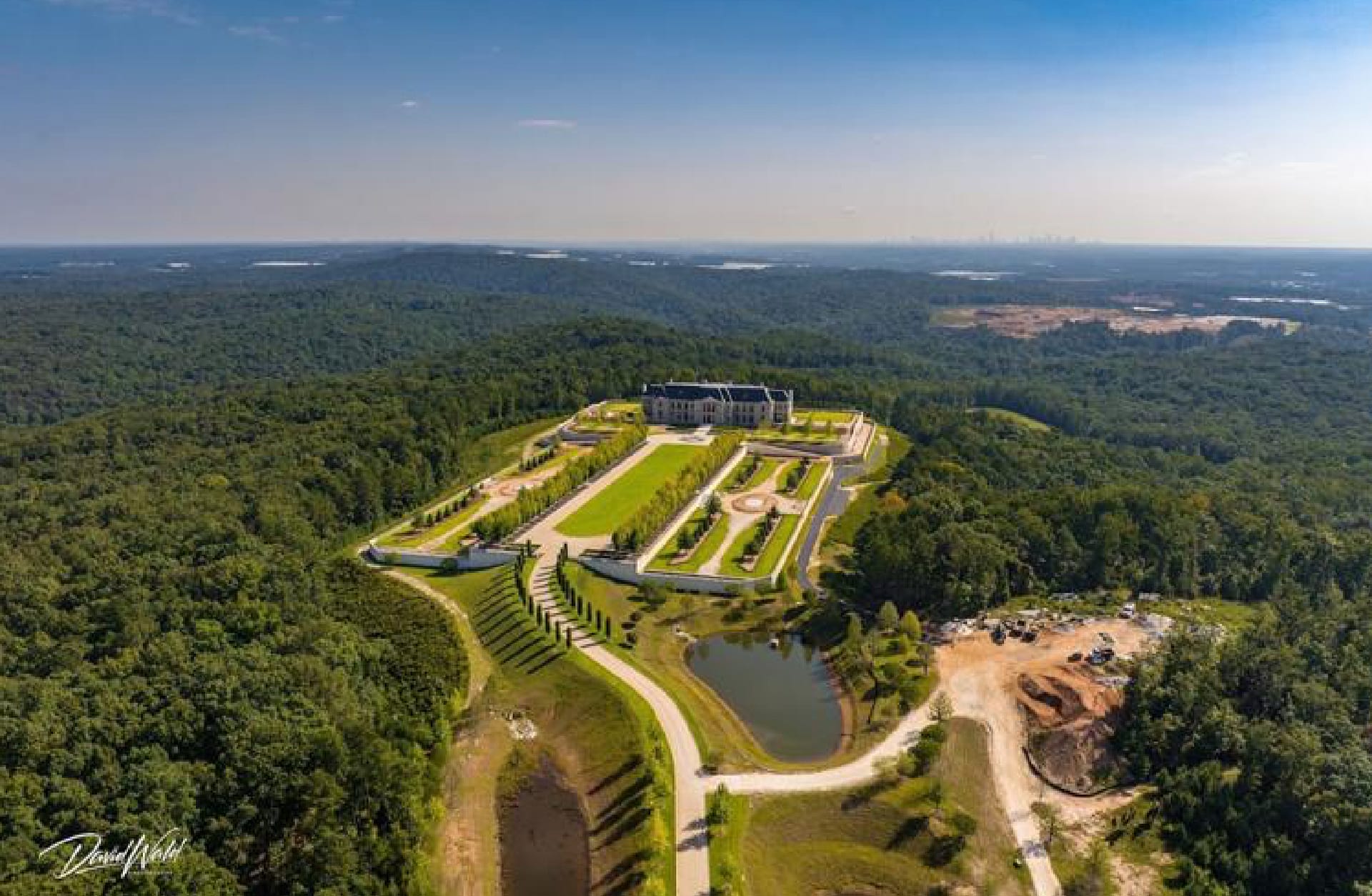 Tyler Perry's $100 Million Mega Home (PHOTOS + VIDEO)