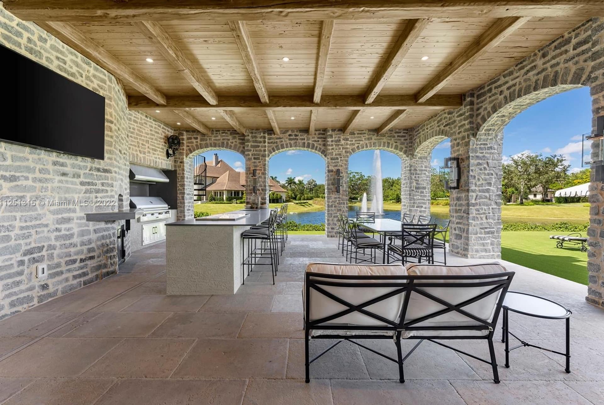 Incredible $47 Million Florida Compound (PHOTOS)