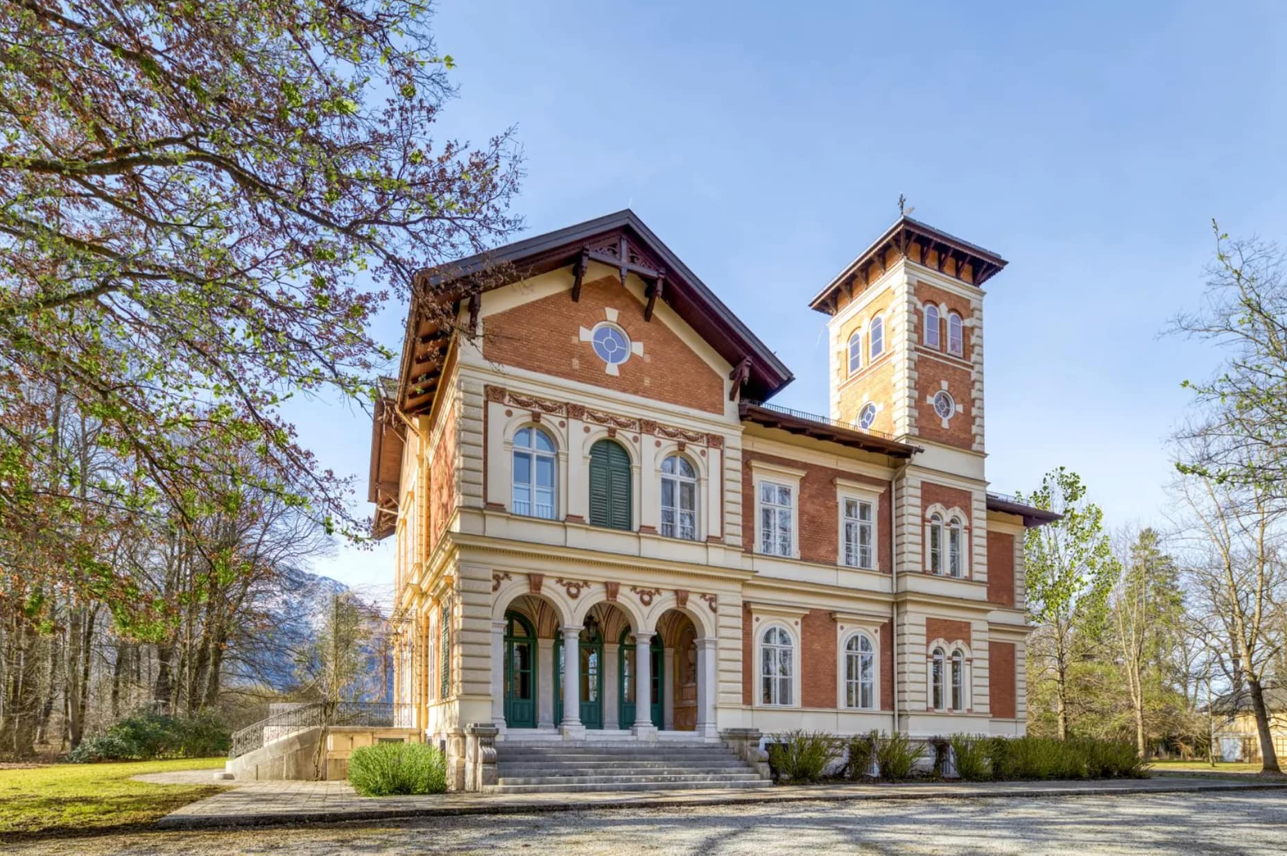 Historic Mansion In Austria With Indoor Lap Pool (PHOTOS)
