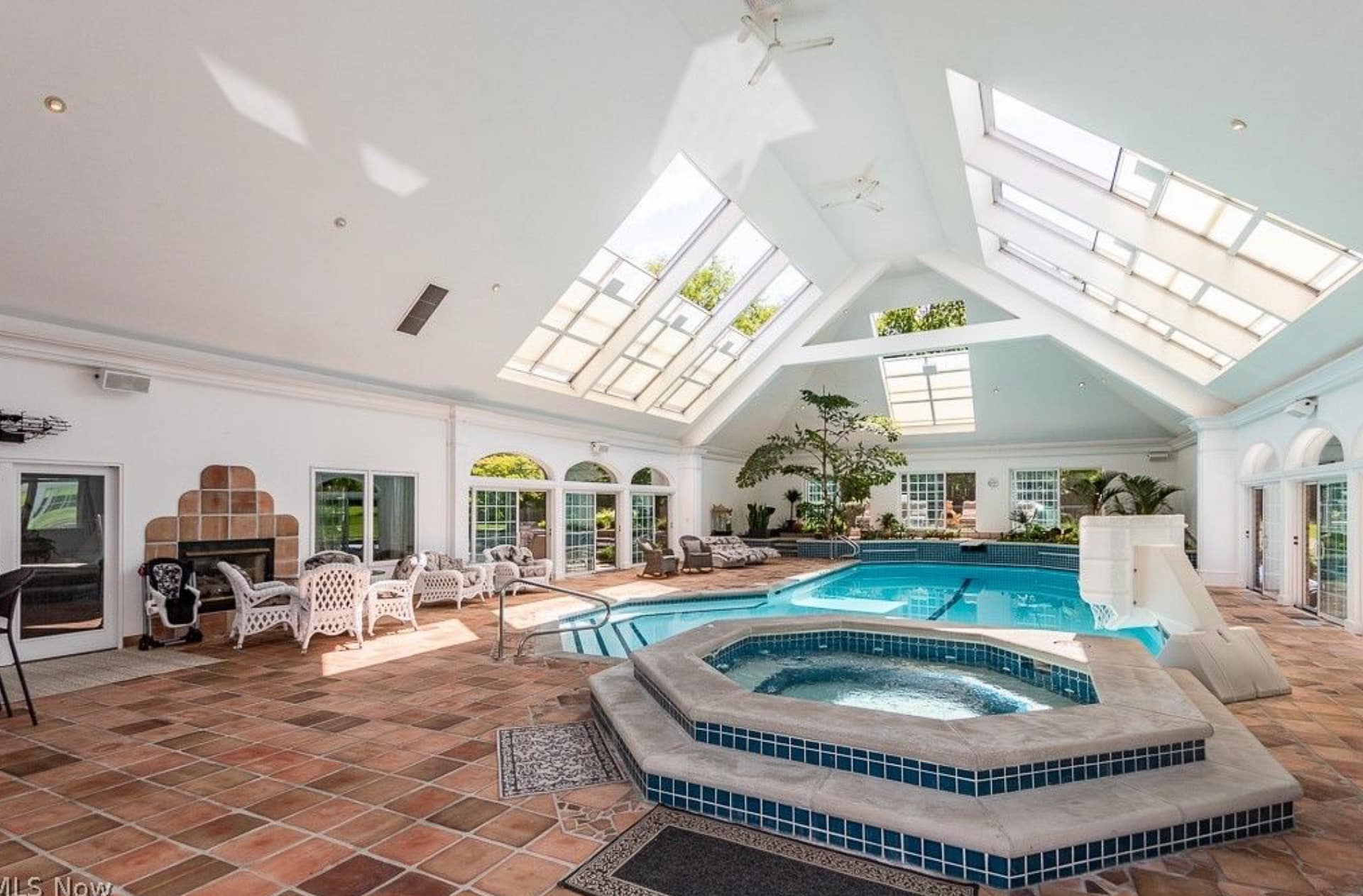 $1.9 Million Brick Home In Ohio With Indoor Pool (PHOTOS)