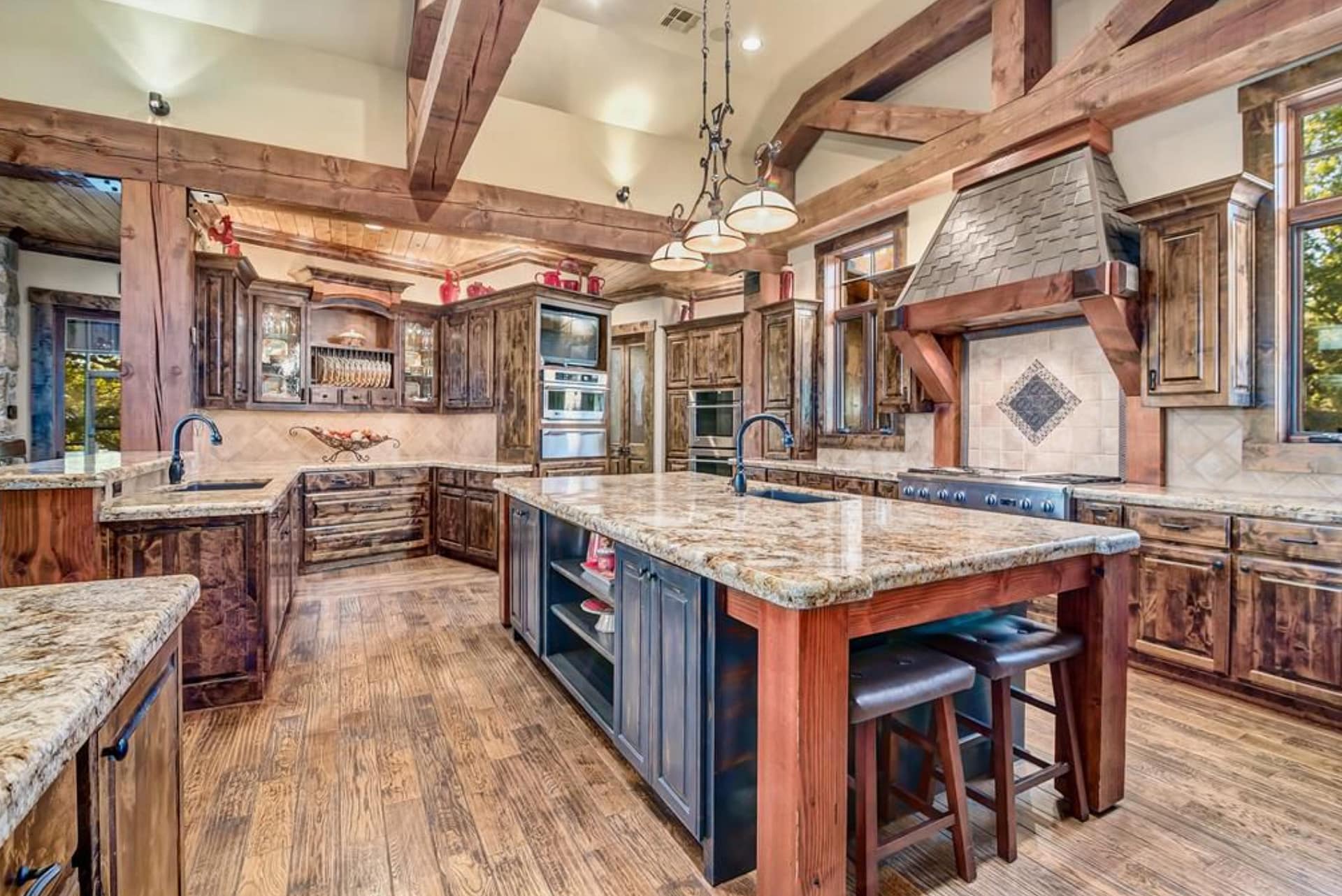 $6.9 Million Lakefront Home In Mabank, Texas (PHOTOS)