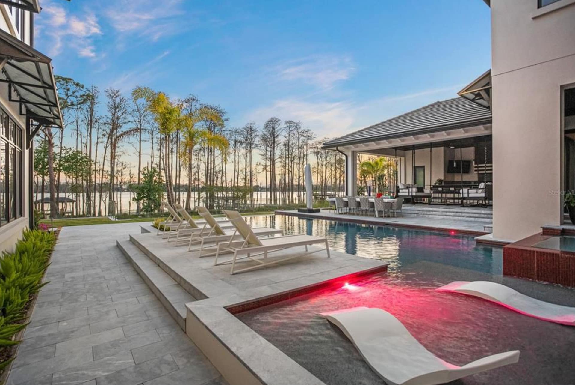 Lakefront Home In Florida With Indoor Basketball Court (PHOTOS)