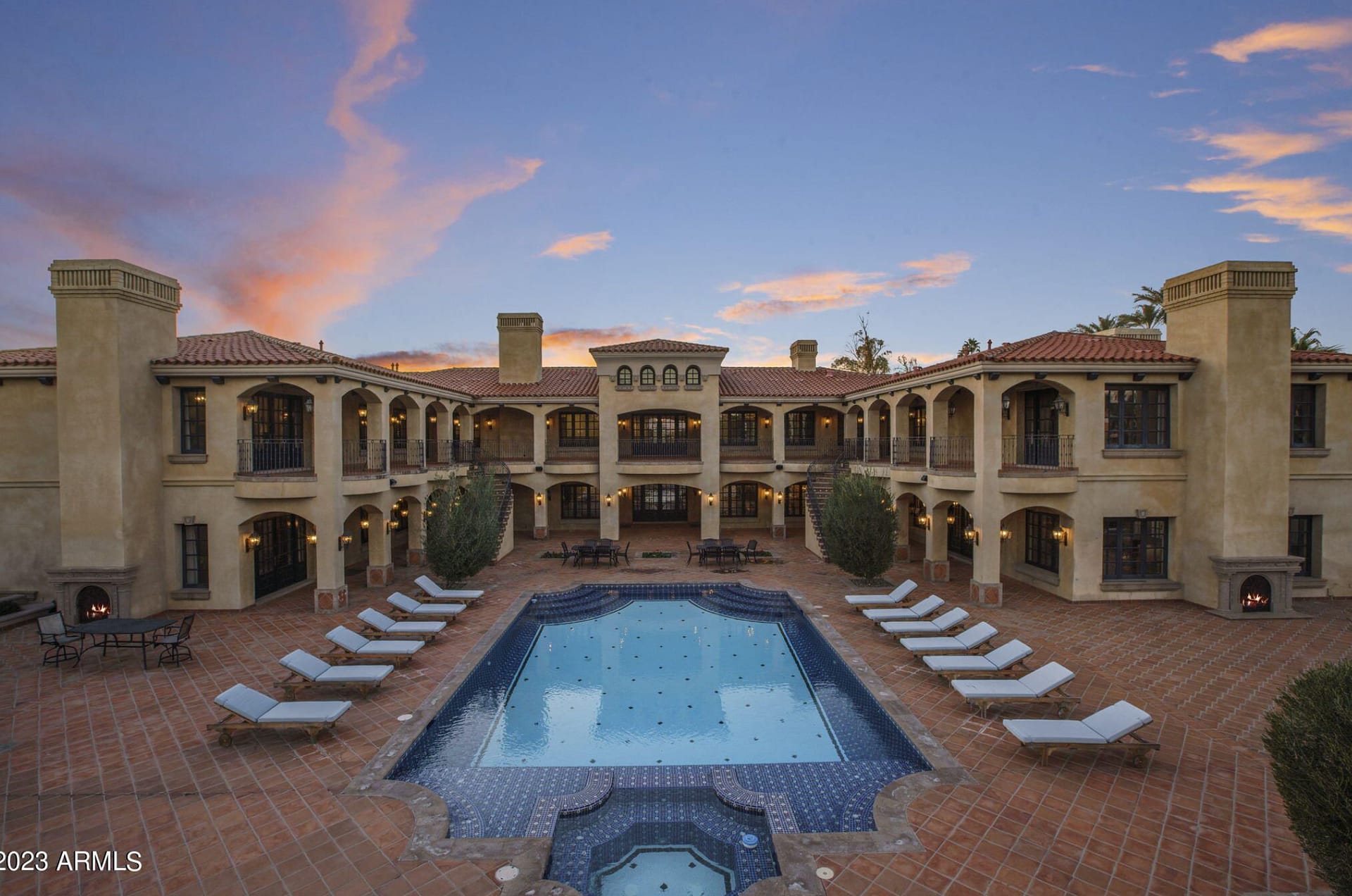 17,000 Square Foot Home In Phoenix, Arizona (PHOTOS)