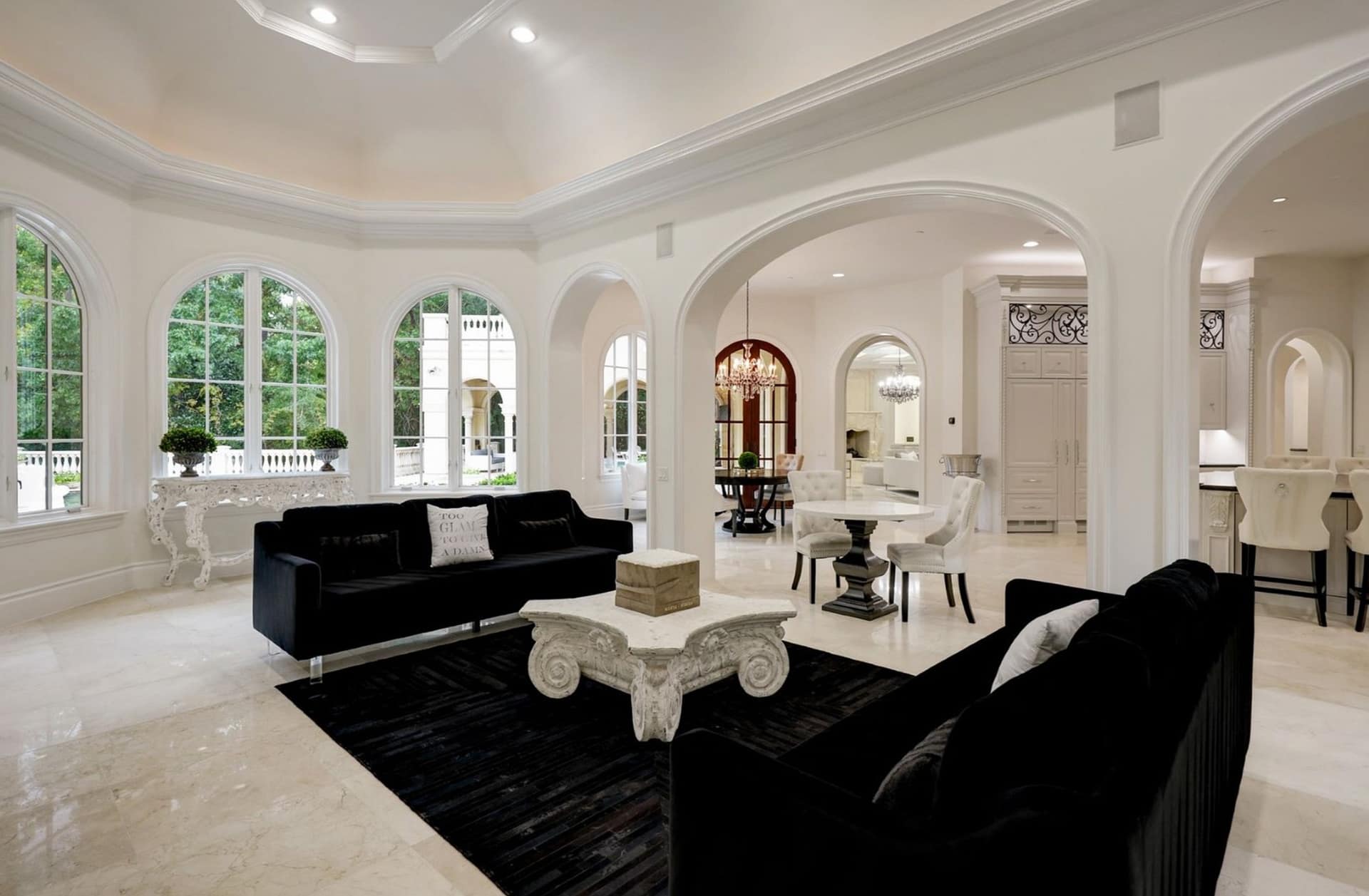 10,000 Square Foot Home In Houston, Texas (PHOTOS)