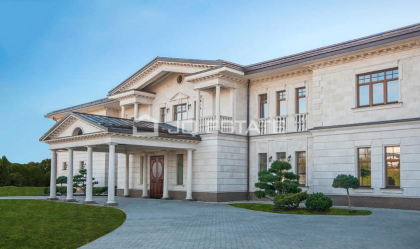 27,000 Square Foot Mega Mansion In Moscow, Russia - Homes of the Rich