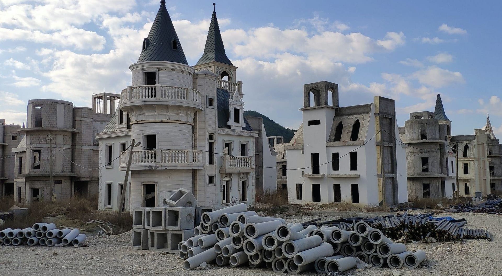 Turkey Ghost Town With Hundreds Of Abandoned Castle-Like Homes (PHOTOS)