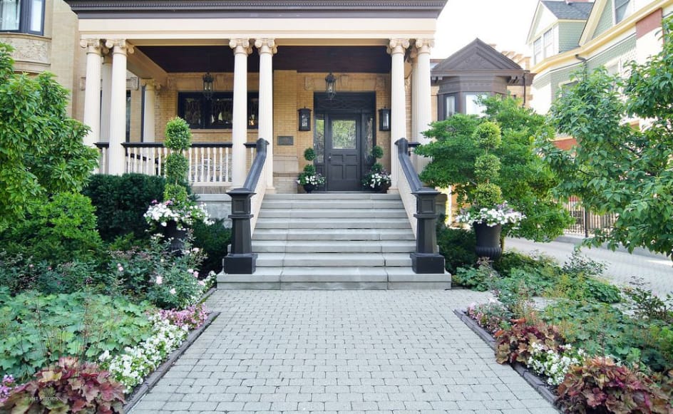 Historic Mansion In Chicago, Illinois - Homes of the Rich