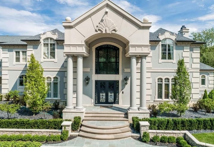 $10 Million Mega Mansion In Bloomfield Township, Michigan - Homes of ...
