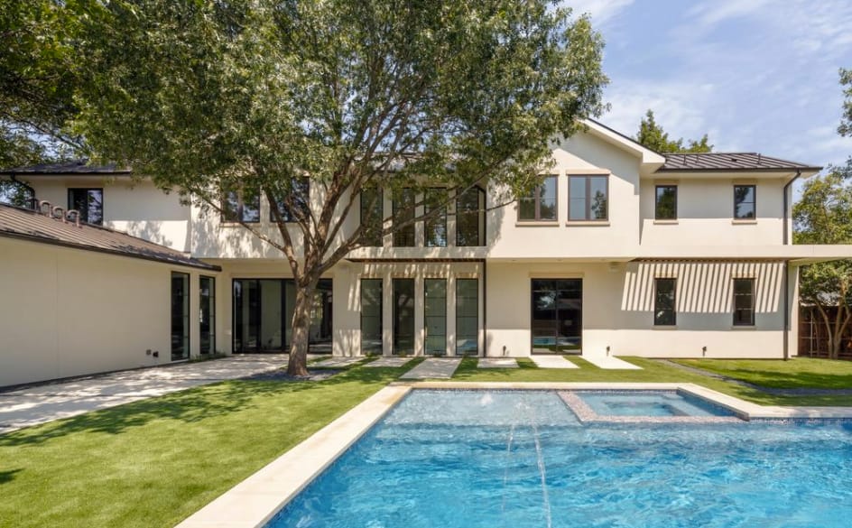 Newly Built Stone & Stucco Home In Dallas, Texas - Homes of the Rich