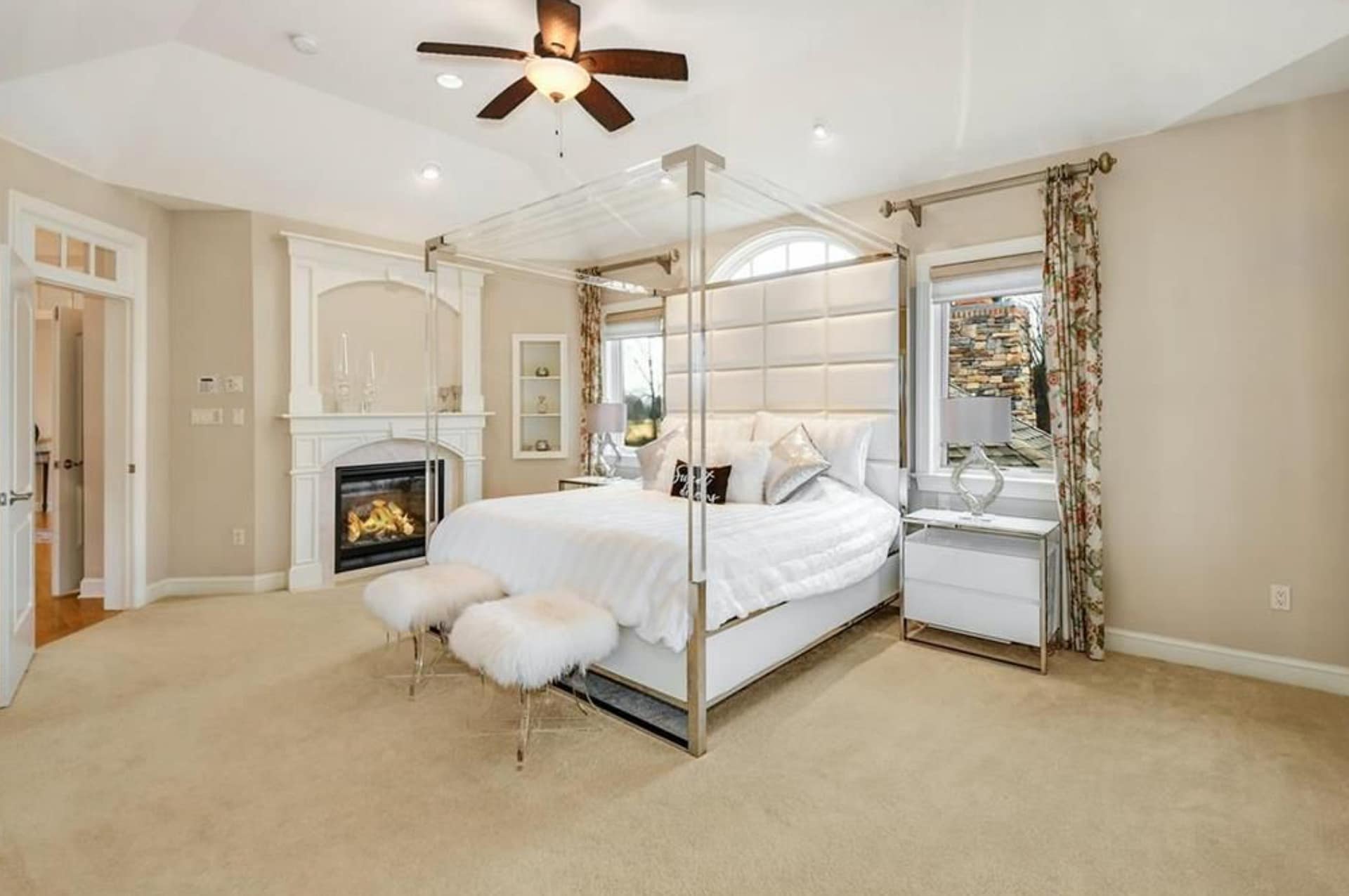 Pennsylvania Home On 4 Acres With Indoor Pool (PHOTOS)