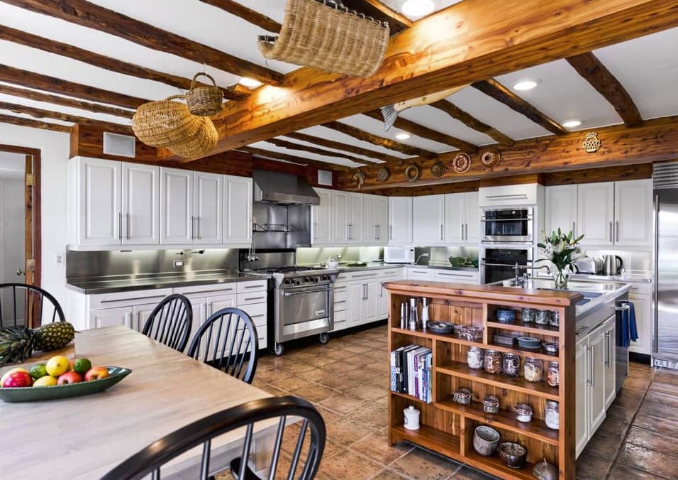 Historic Waterfront Estate On A Private Peninsula In Bermuda - Homes of ...