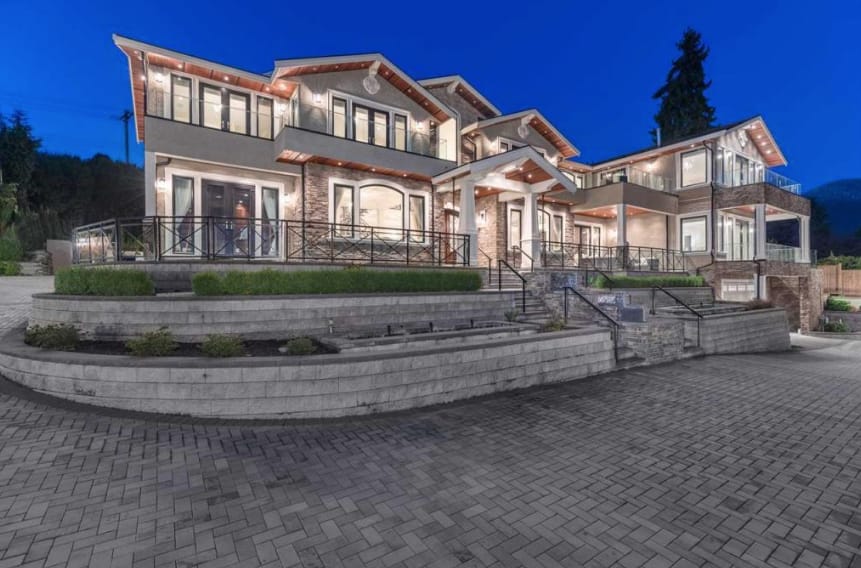 12,000 Square Foot Home In West Vancouver, Canada - Homes of the Rich