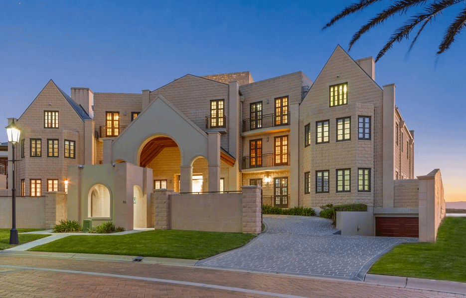 26,000 Square Foot Waterfront Mansion In Queensland, Australia - Homes ...